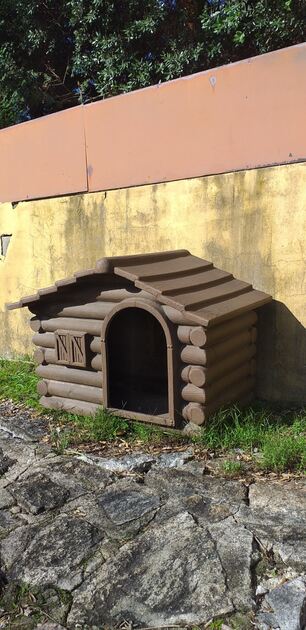 Dog houses | SELIO.COM
